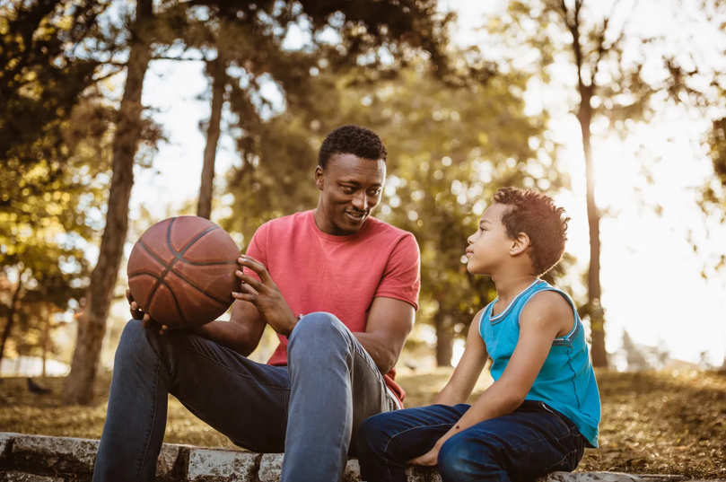 Psychologists Explain How Economic Pressure Contributes to “Fatherless ...